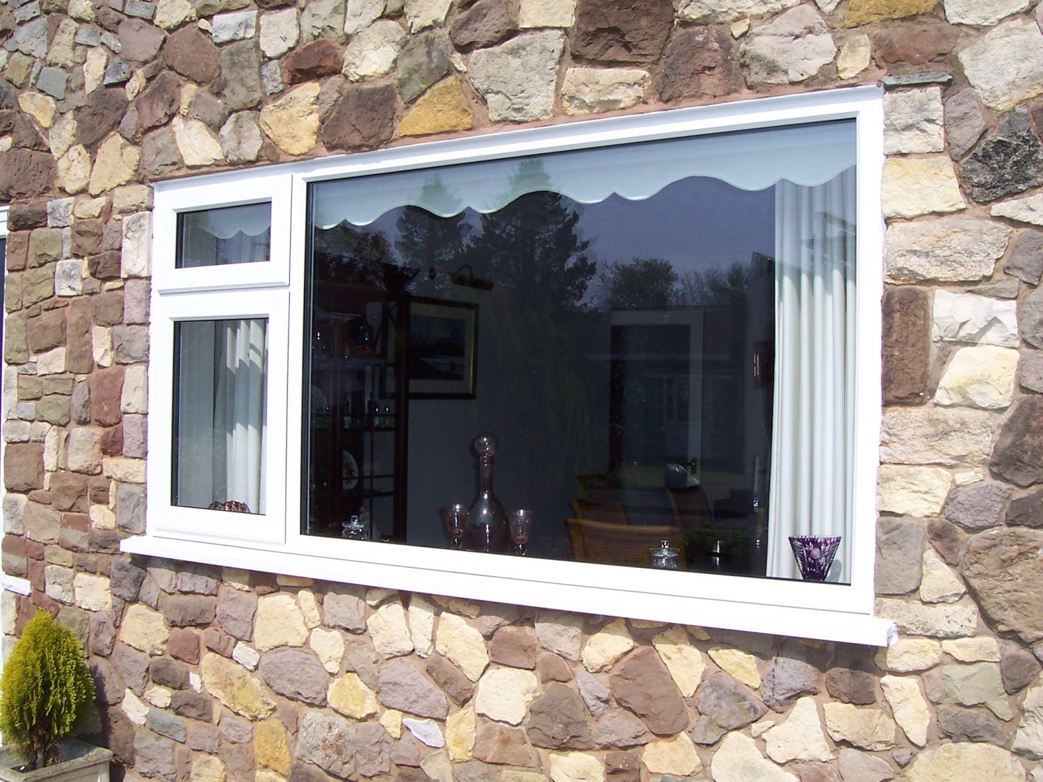 Flat Windows and Steel Lintels